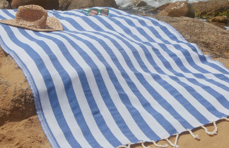 Telo mare in cotone 100% riciclato Colore Blu oceano